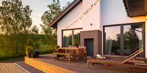 Prix d'une Terrasse Bois en 2025 | Tarif Moyen & Pose